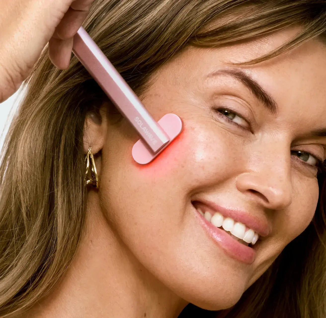 Red Light Therapy At Home Devices For Wrinkles | Solawave Red Light Therapy At Home Devices For Wrinkles | Solawave